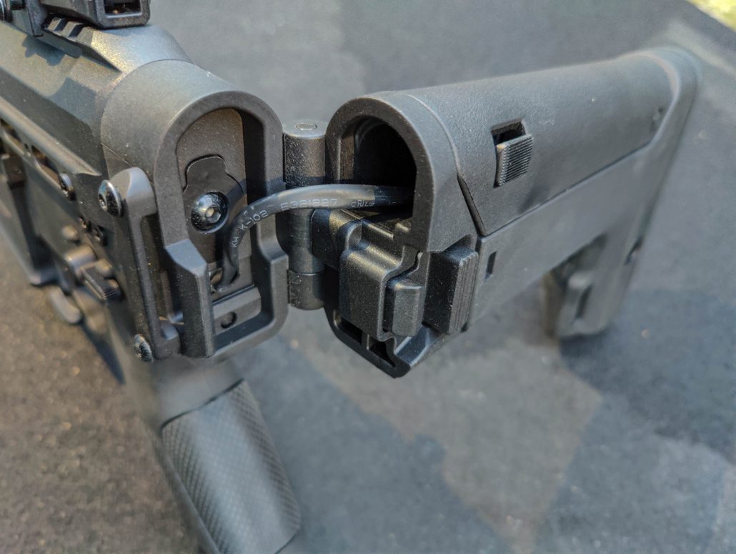 DE-Airsoft UTR45 M917 - A Techy Look inside | New budget AEG KING?